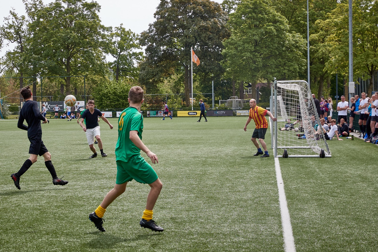 Ed van den Broek Mixtoernooi groot succes | vv Bunnik '73